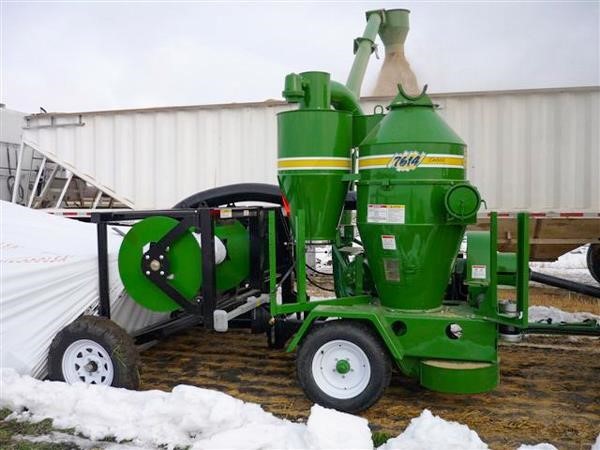 2025 Walinga GRAIN BAG UNLOADER Grain Bagger - $26,549 | Machinery Pete