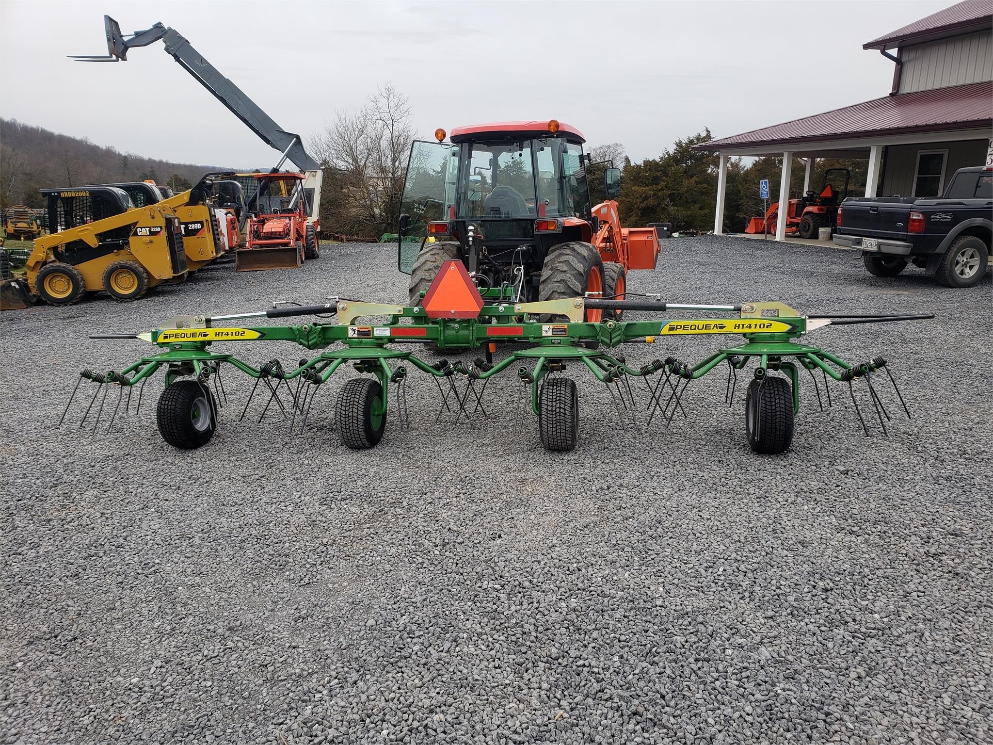 2025 Pequea HT4102 Rake - $9,900 | Machinery Pete