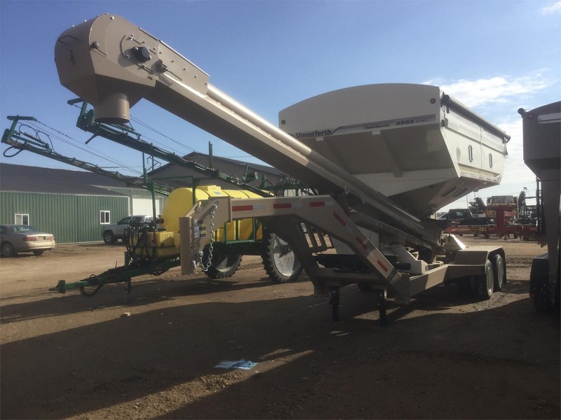 Used Unverferth Seed Tenders for Sale - 250 Listings | Machinery Pete
