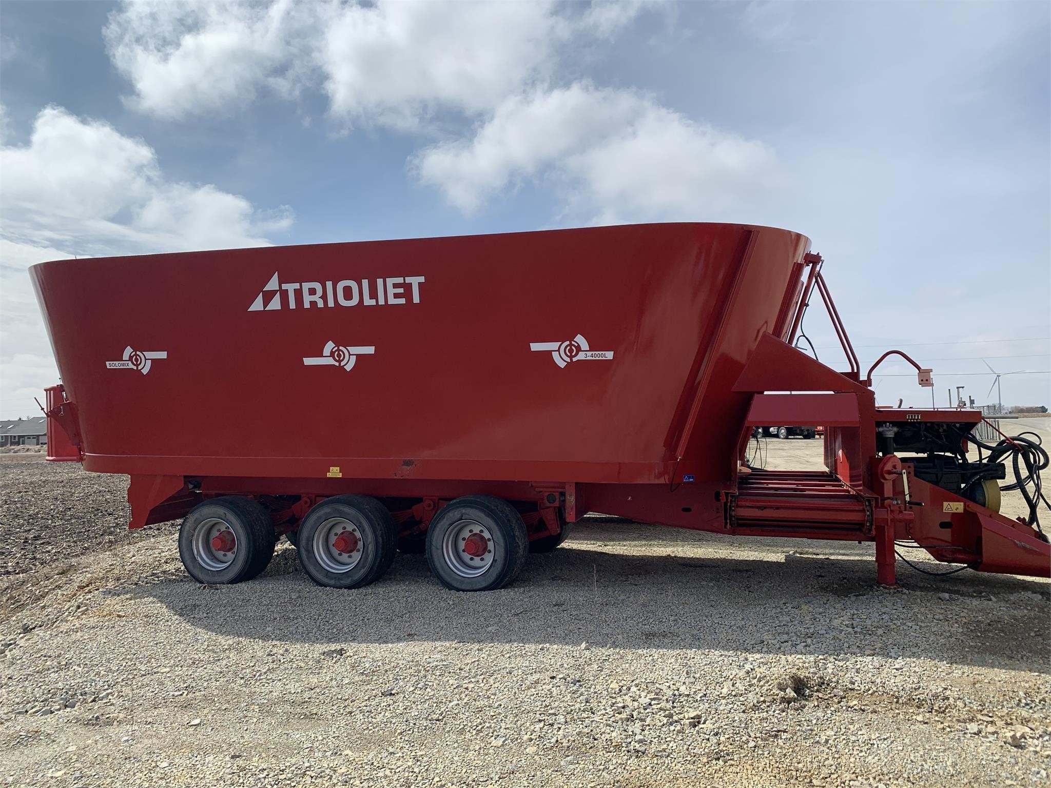 Trioliet SOLOMIX 3-4000L VLX-K-T Grinders and Mixer - $90,000 ...