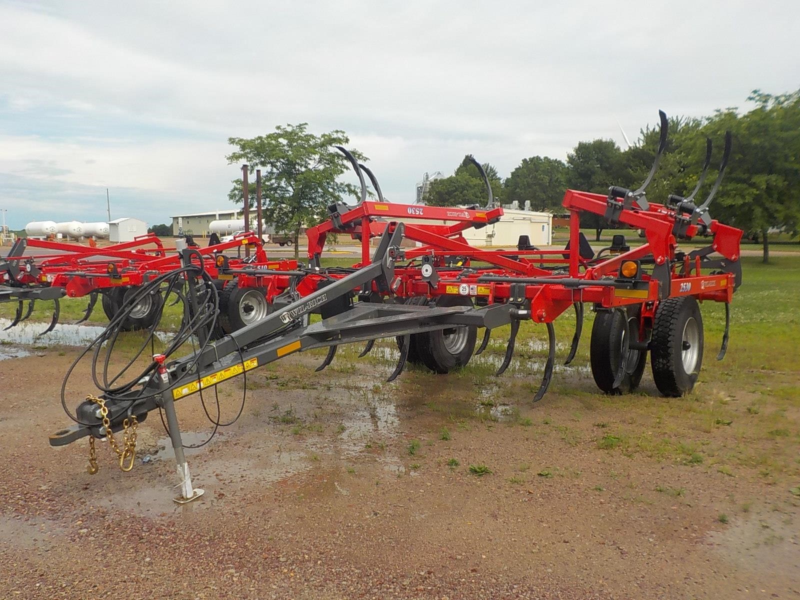 2025 Wil-Rich 2530CPW19 Chisel Plow - $51,500 | Machinery Pete