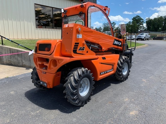 2025 SkyTrak 3013 Telehandler - $59,900 | Machinery Pete