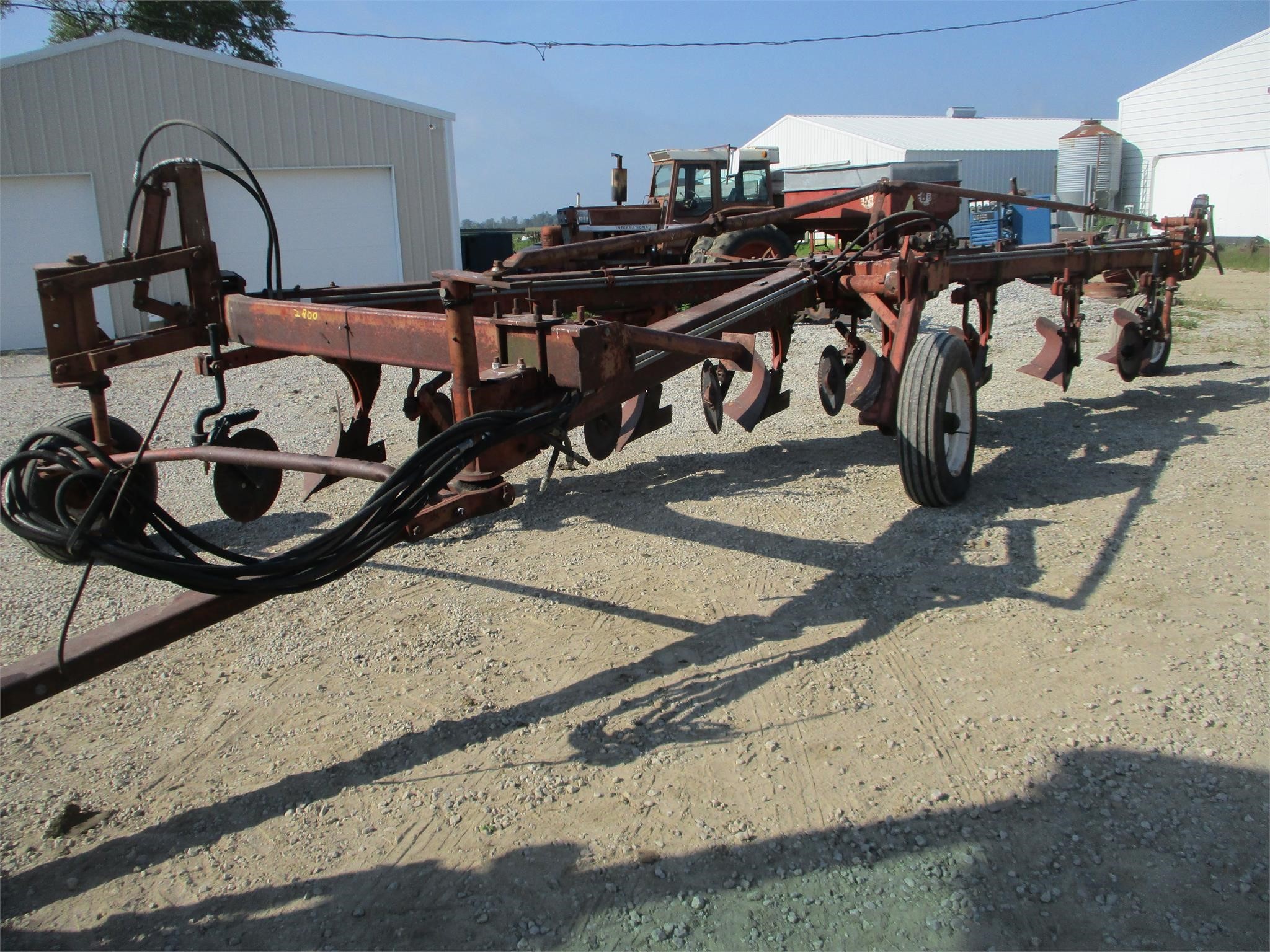 J.I. Case 700 Tractor - $2,750 | Machinery Pete