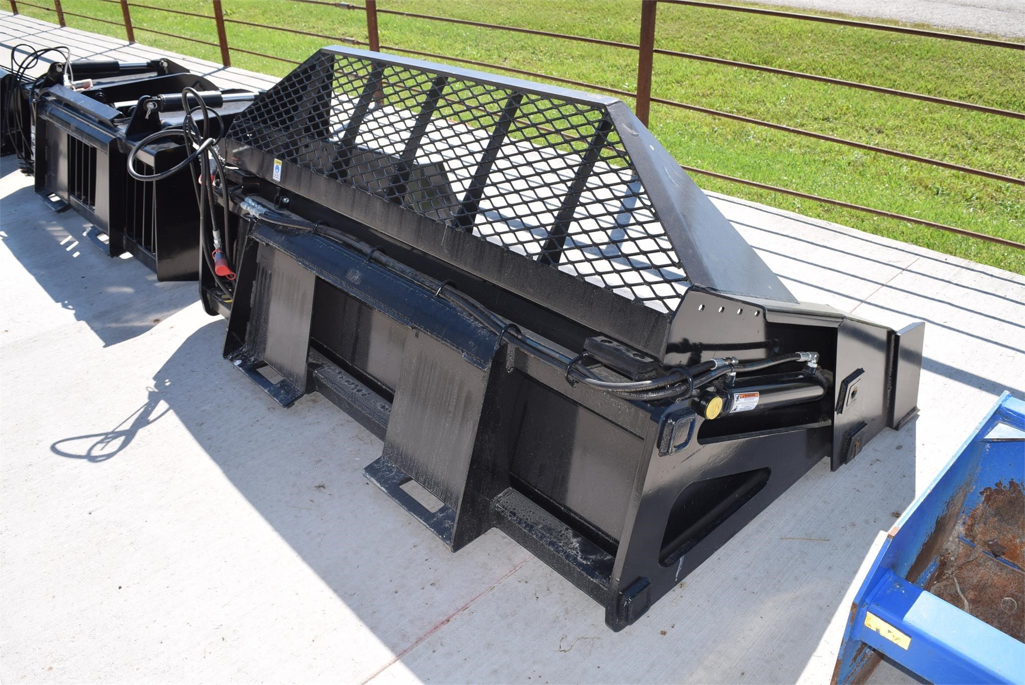 2023 FOR-MOST DESIGN HEAVY DUTY HYDRAULIC HIGH-DUMP BUCKET Loader and Skid Steer Attachment ...