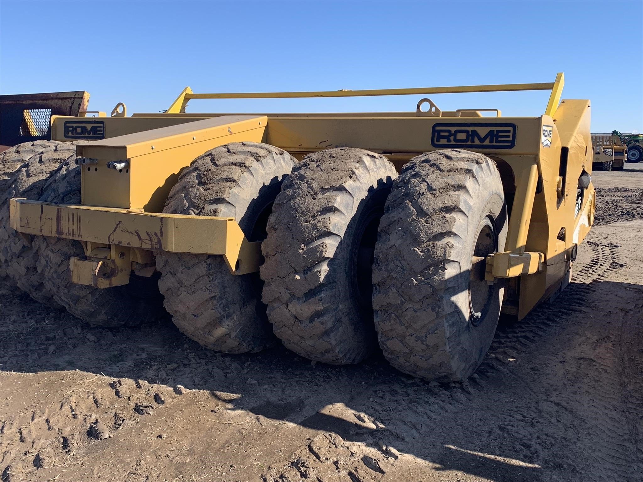 Rome RP18E14.5 Scraper - $74,900 | Machinery Pete