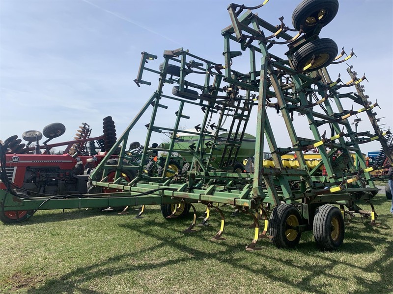 Spiker Farms - Wheeler - Wheeler, IL | Machinery Pete