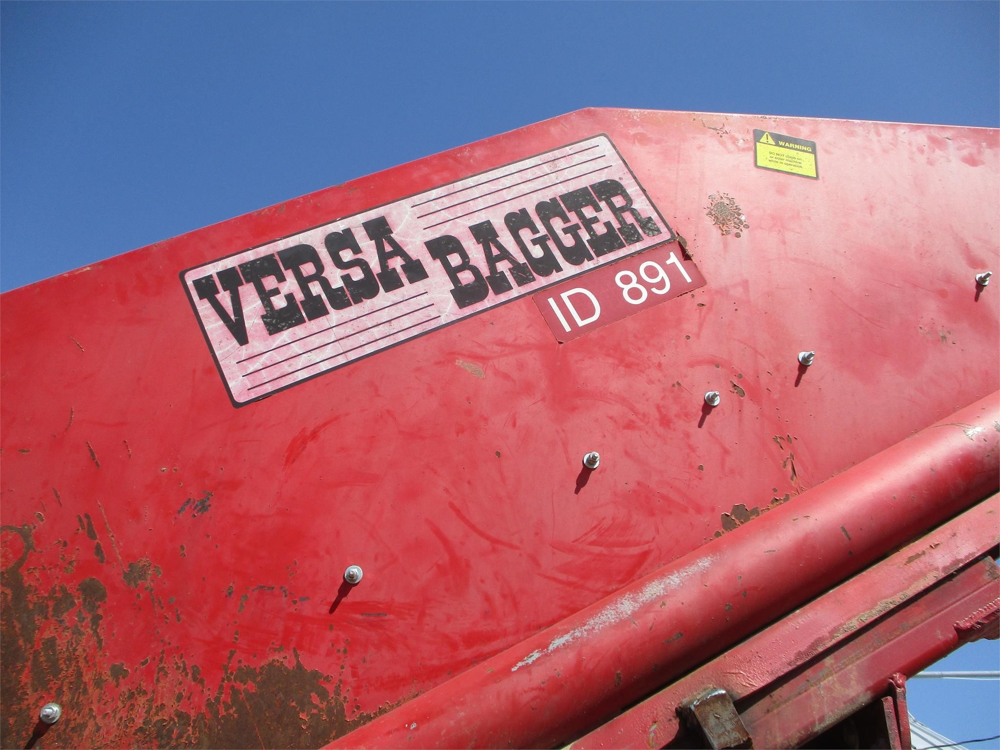 1999 Versa ID891 Forage Bagger - $Call | Machinery Pete