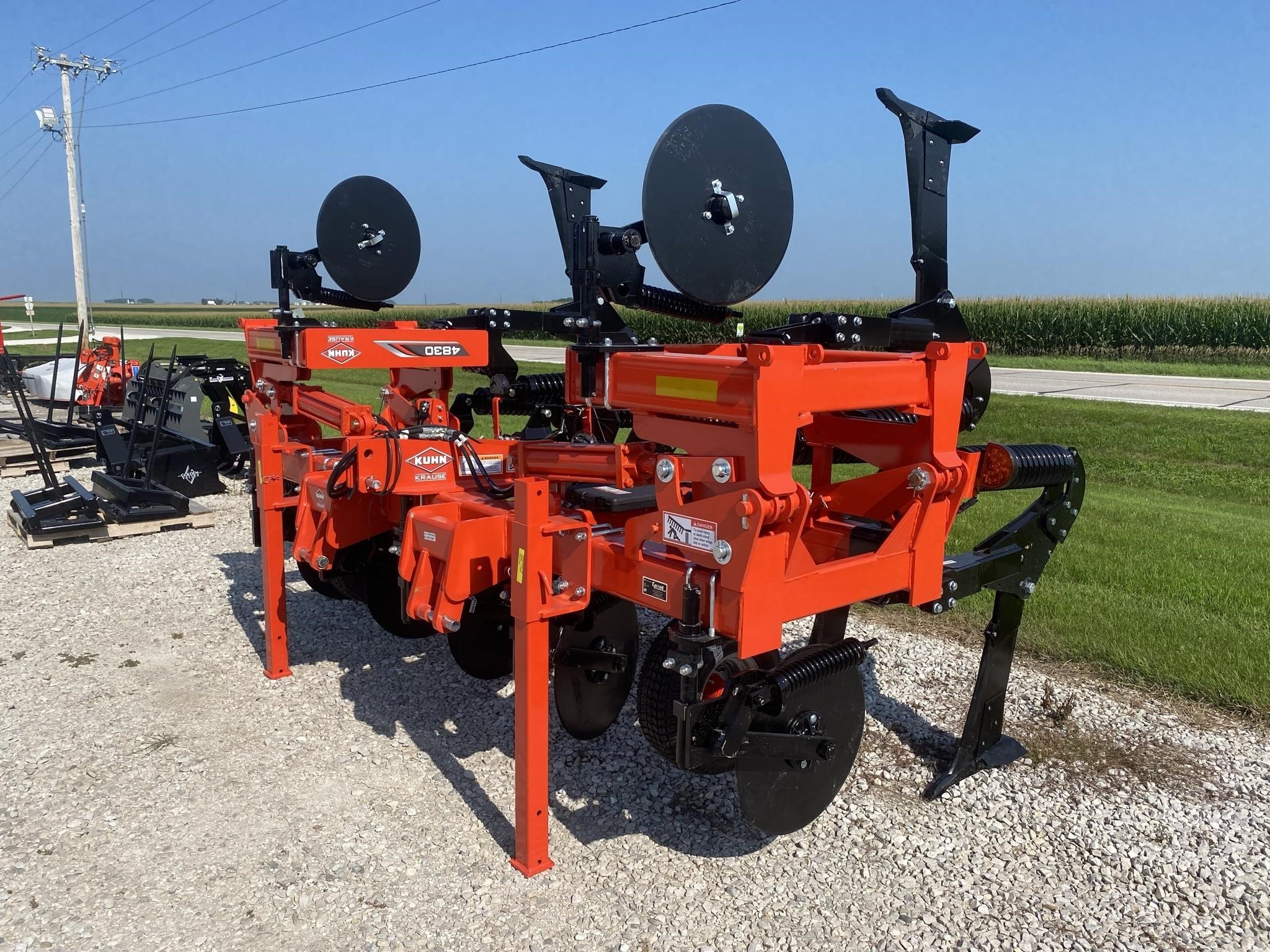 2024 Kuhn Krause 4835-730F In-Line Ripper - $Call | Machinery Pete