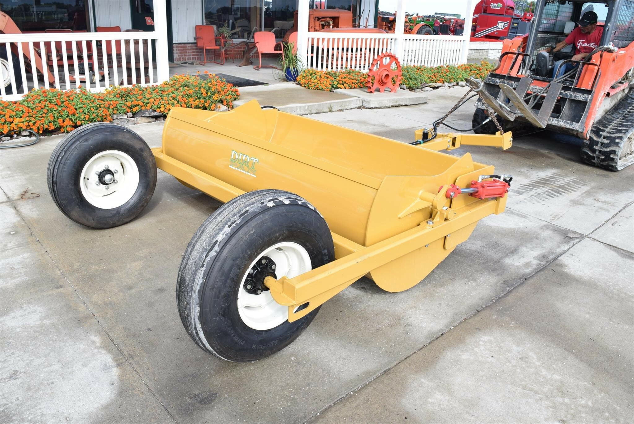 2023 Durabilt DP84 Scraper - $10,250 | Machinery Pete