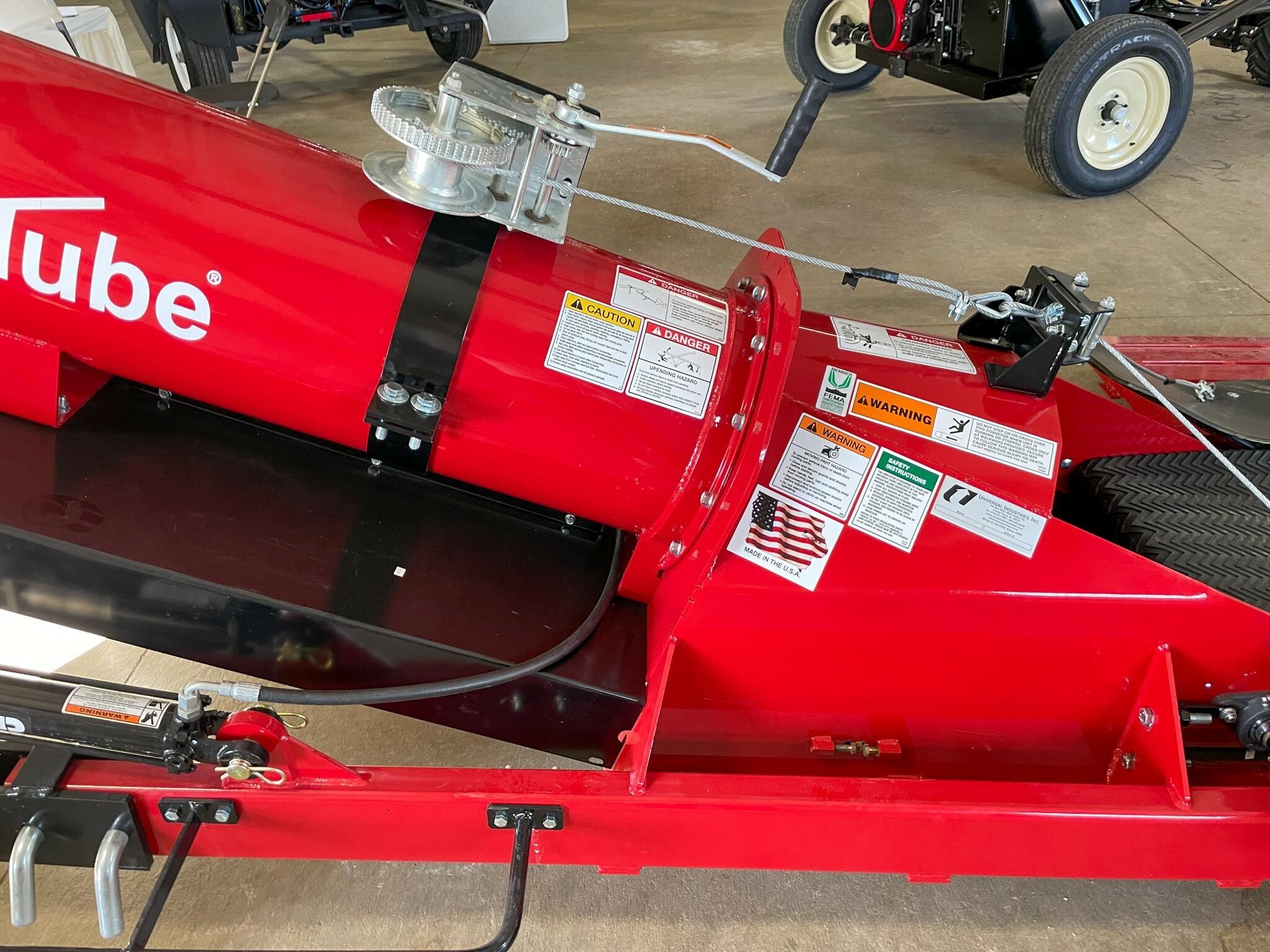 2025 Universal 2200 DRIVE OVER Augers and Conveyor - $28,371 ...
