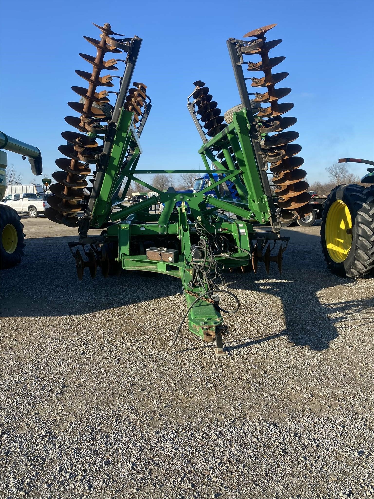 John Deere 2623 Disk - $26,500 | Machinery Pete