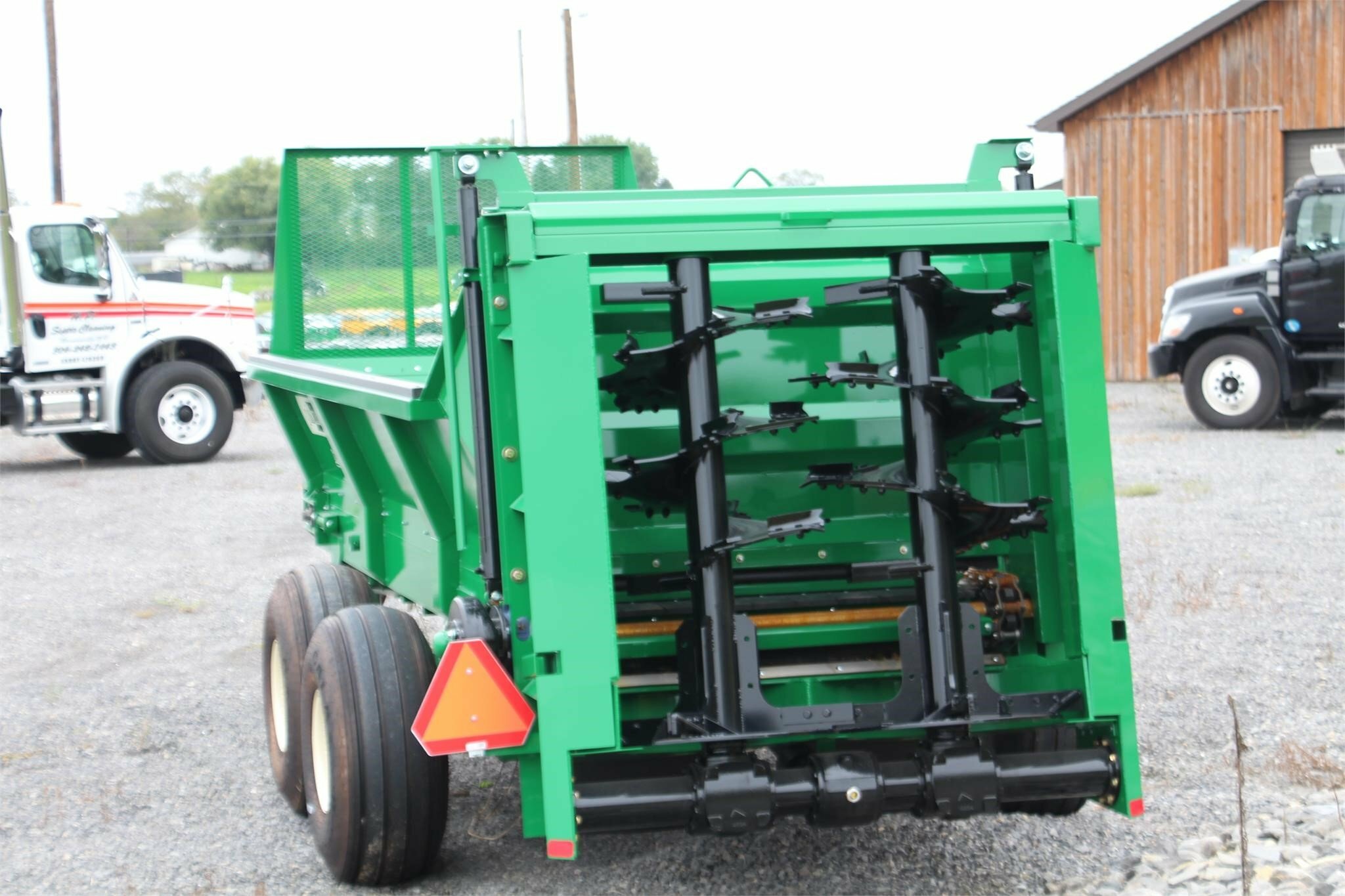 2024 Pik Rite HP380 Manure Spreader - $Call | Machinery Pete