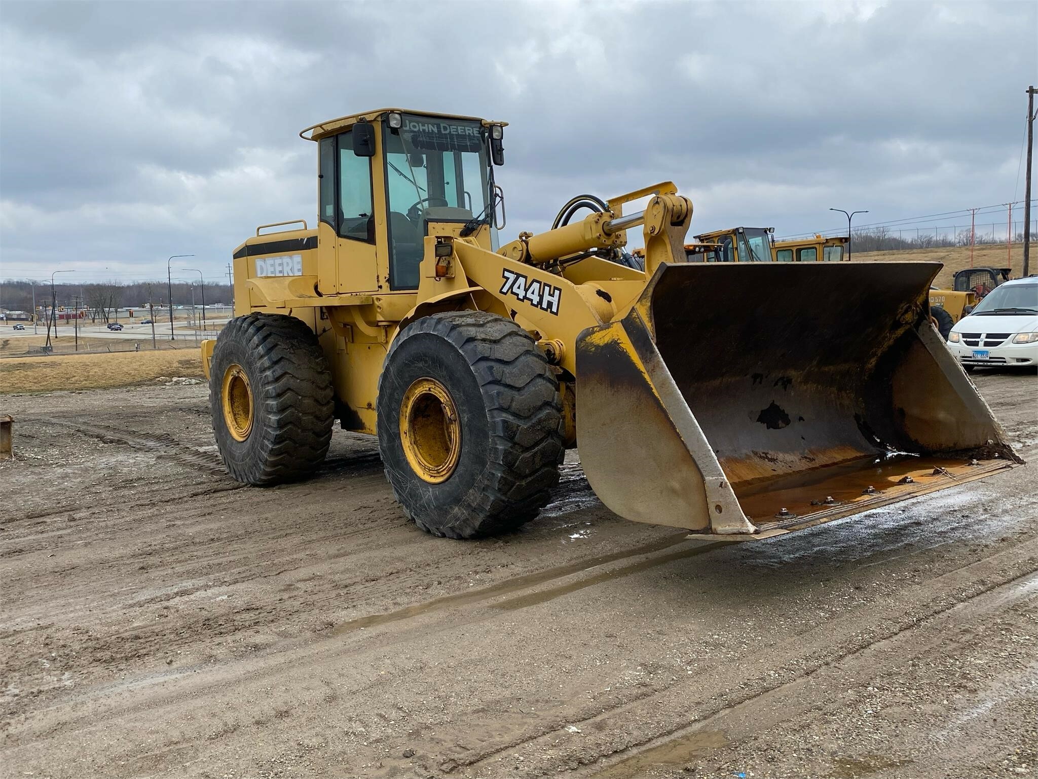 Deere 744H Wheel Loader - $Call | Machinery Pete