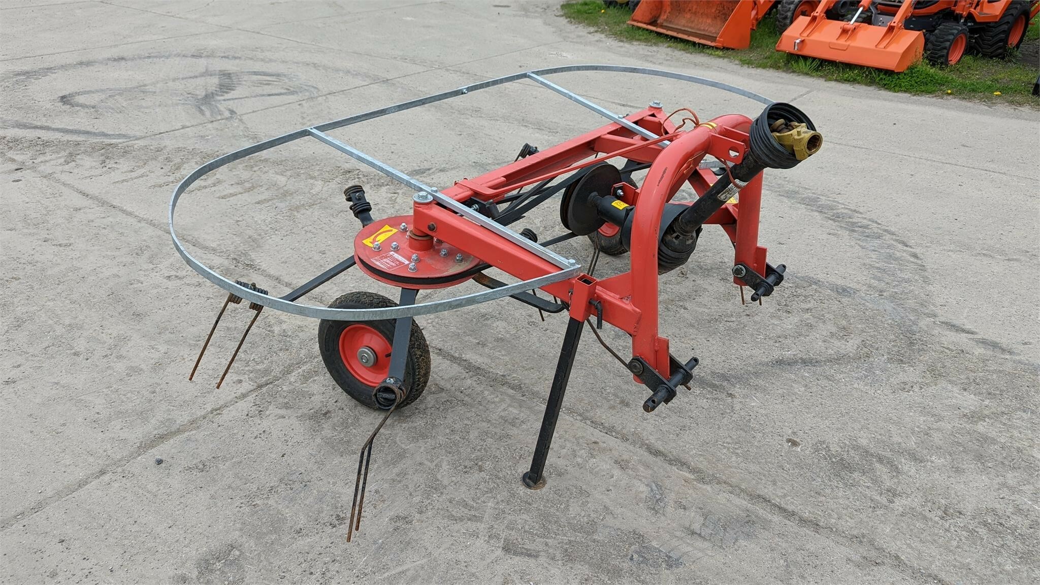 Baltic Hay Tedder Tedder - $1,850 | Machinery Pete