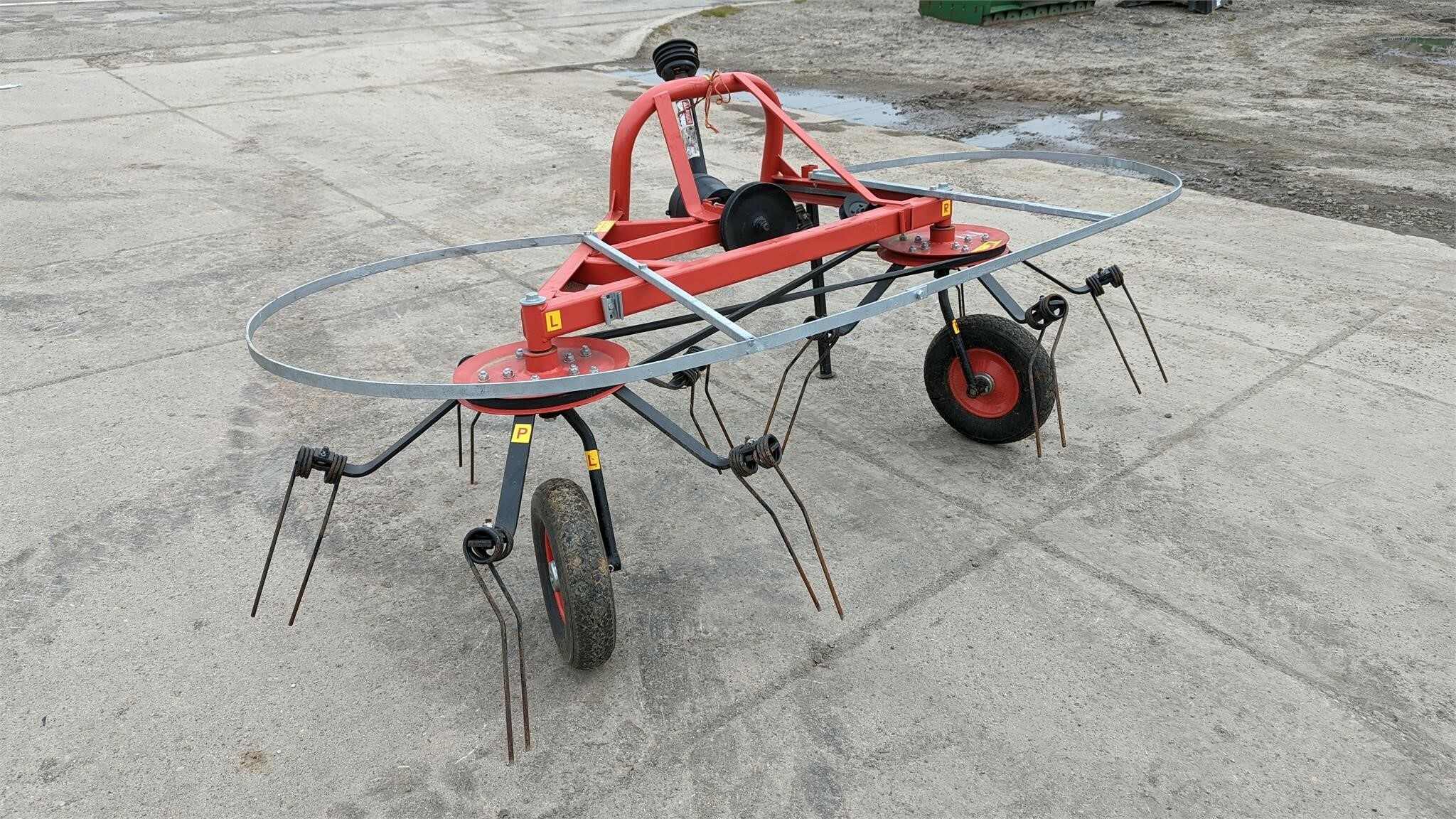 Baltic Hay Tedder Tedder - $1,850 | Machinery Pete