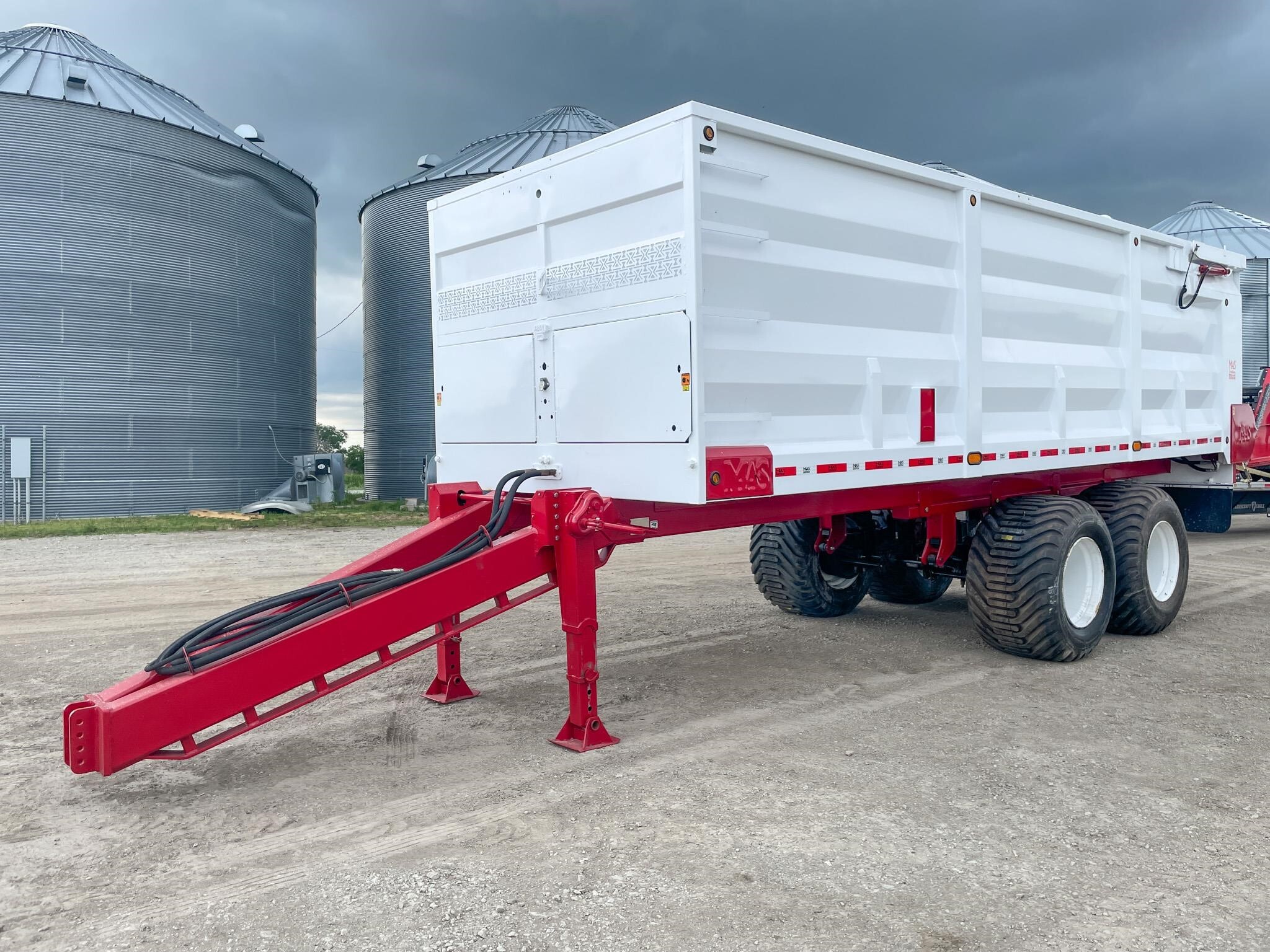 2025 MAS TRAILERS 24 Forage Wagon - $83,872 | Machinery Pete