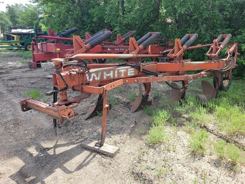 Used White Plows for Sale - 32 Listings | Machinery Pete