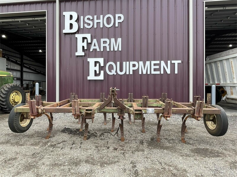 Used V Rippers for Sale | Machinery Pete