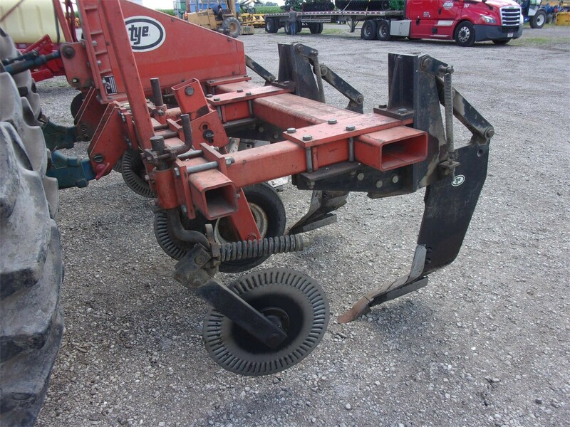 Used Chisel Plows for Sale | Machinery Pete