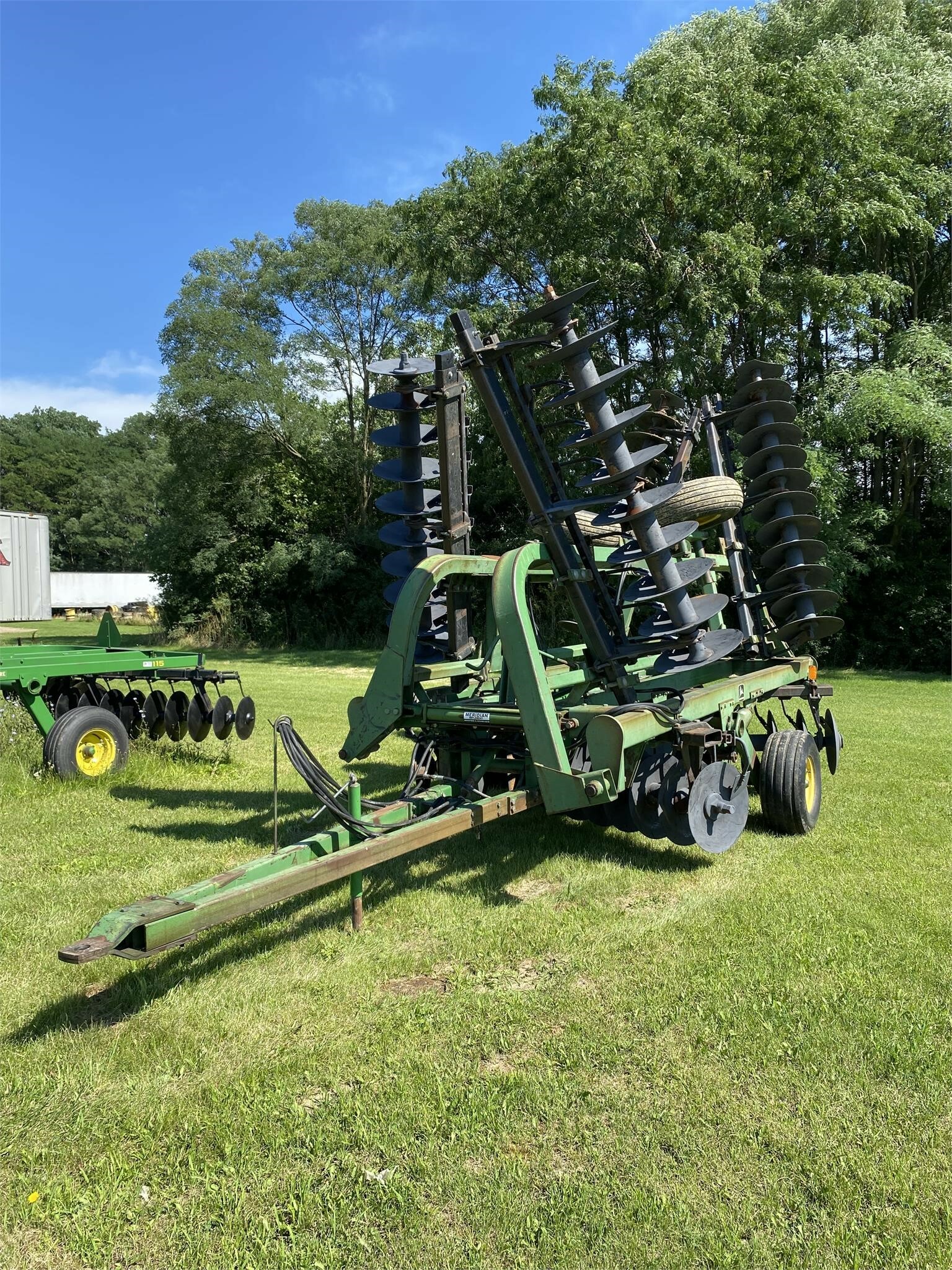 1989 John Deere 335 Disk - $8,995 | Machinery Pete