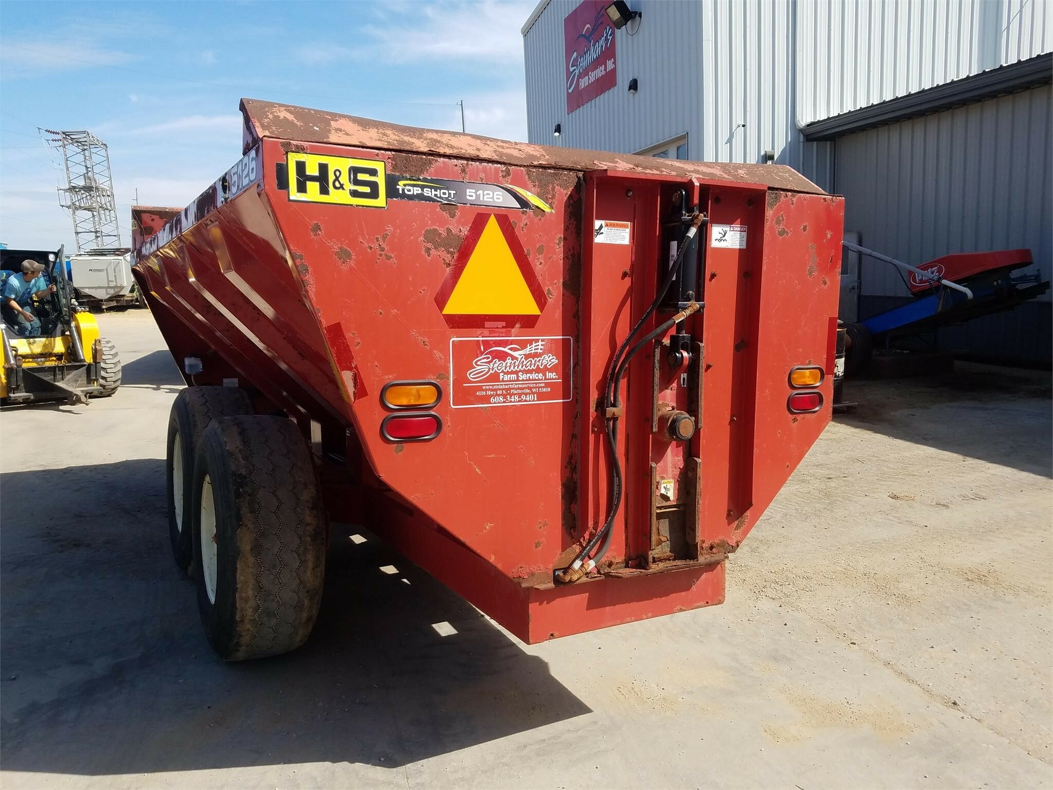 H & S 5126 Manure Spreader - $16,500 | Machinery Pete
