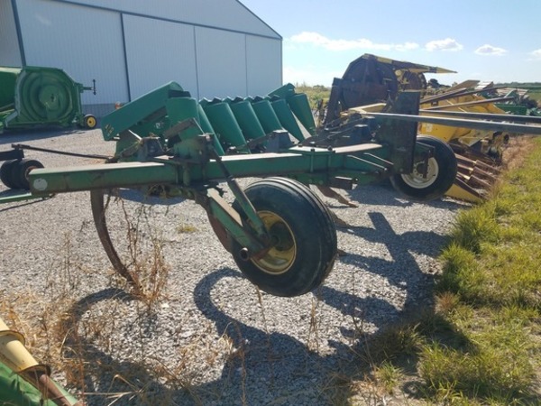 Used V Rippers for Sale | Machinery Pete