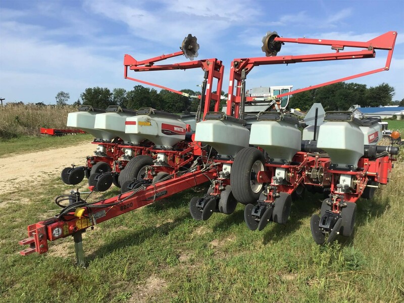 Used White Planters for Sale - 179 Listings | Machinery Pete