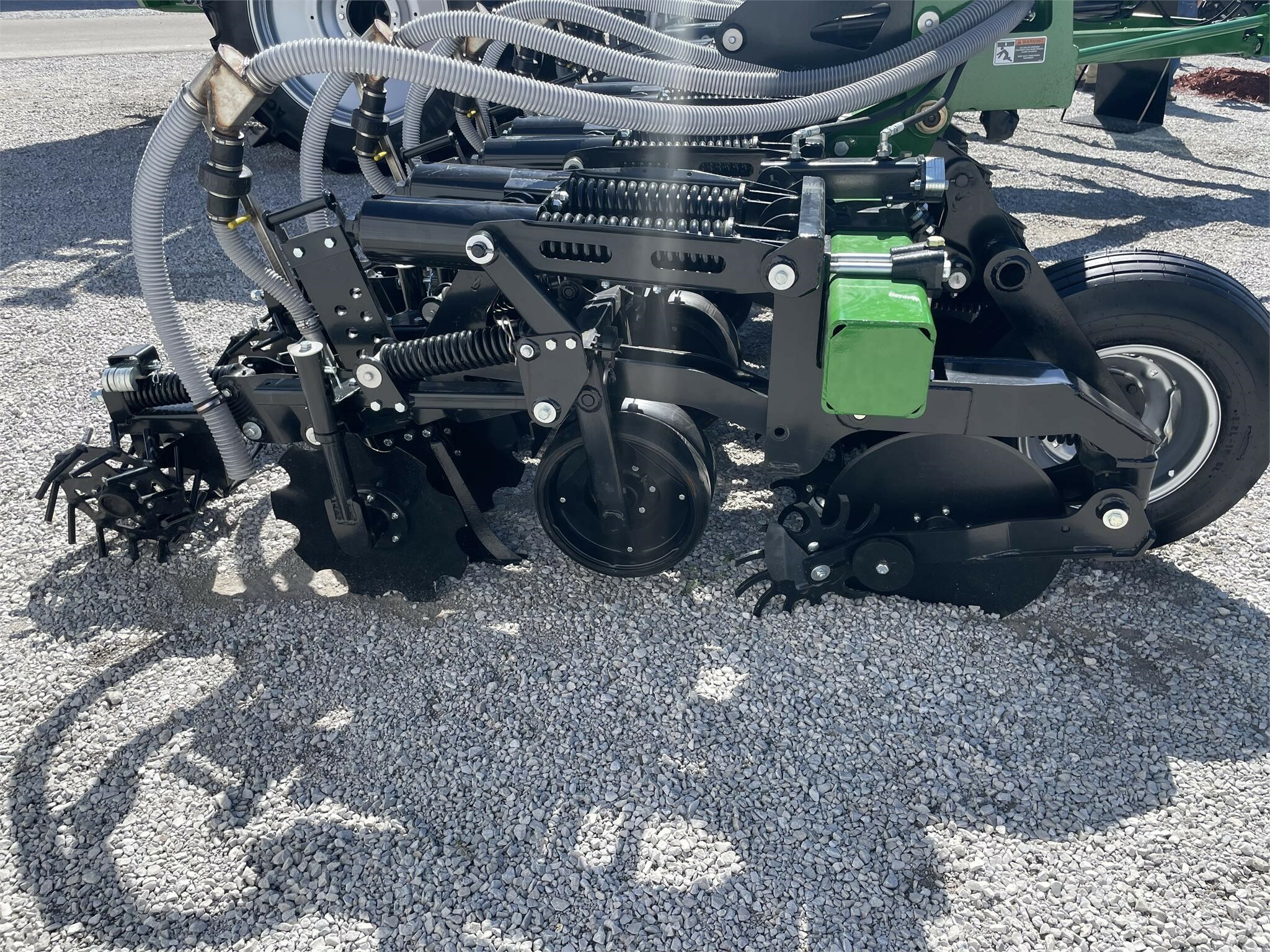 2024 Unverferth 2030DT Strip-Till - $Call | Machinery Pete