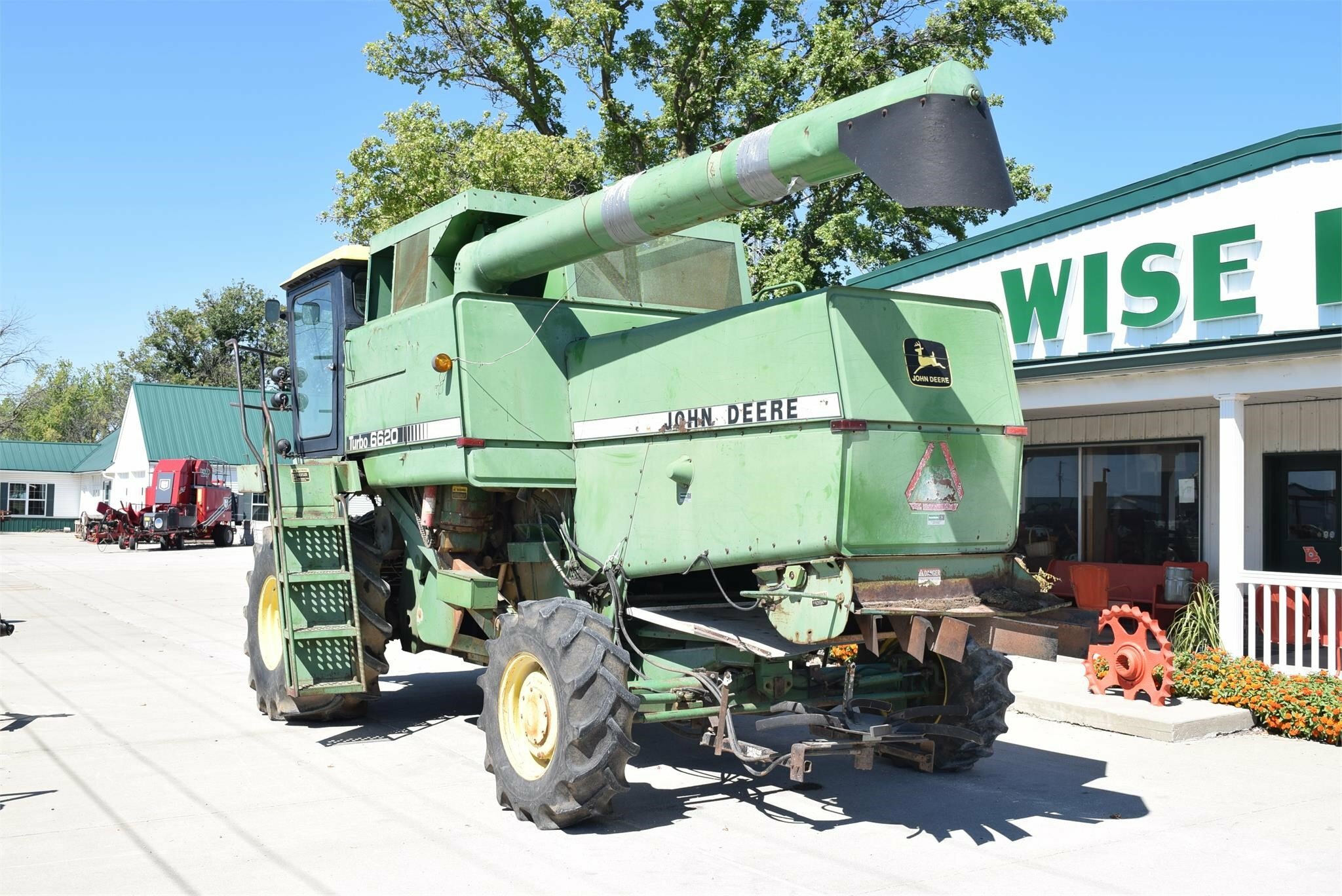 1979 John Deere 6620 Combine - $4,950 | Machinery Pete