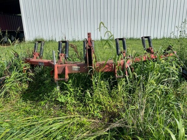 Used V Rippers for Sale | Machinery Pete