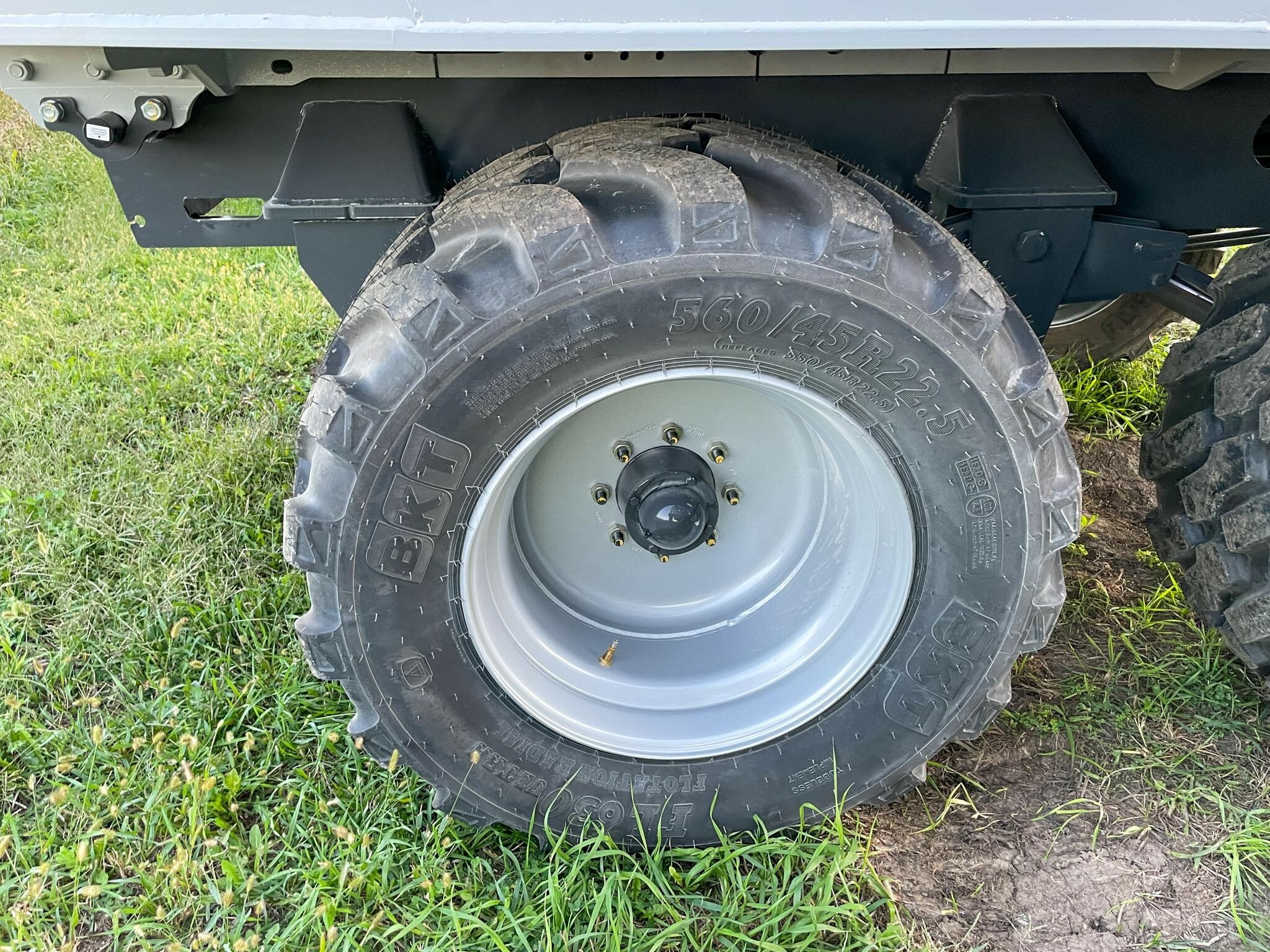 2025 Penta 6730 Grinders and Mixer - $Call | Machinery Pete