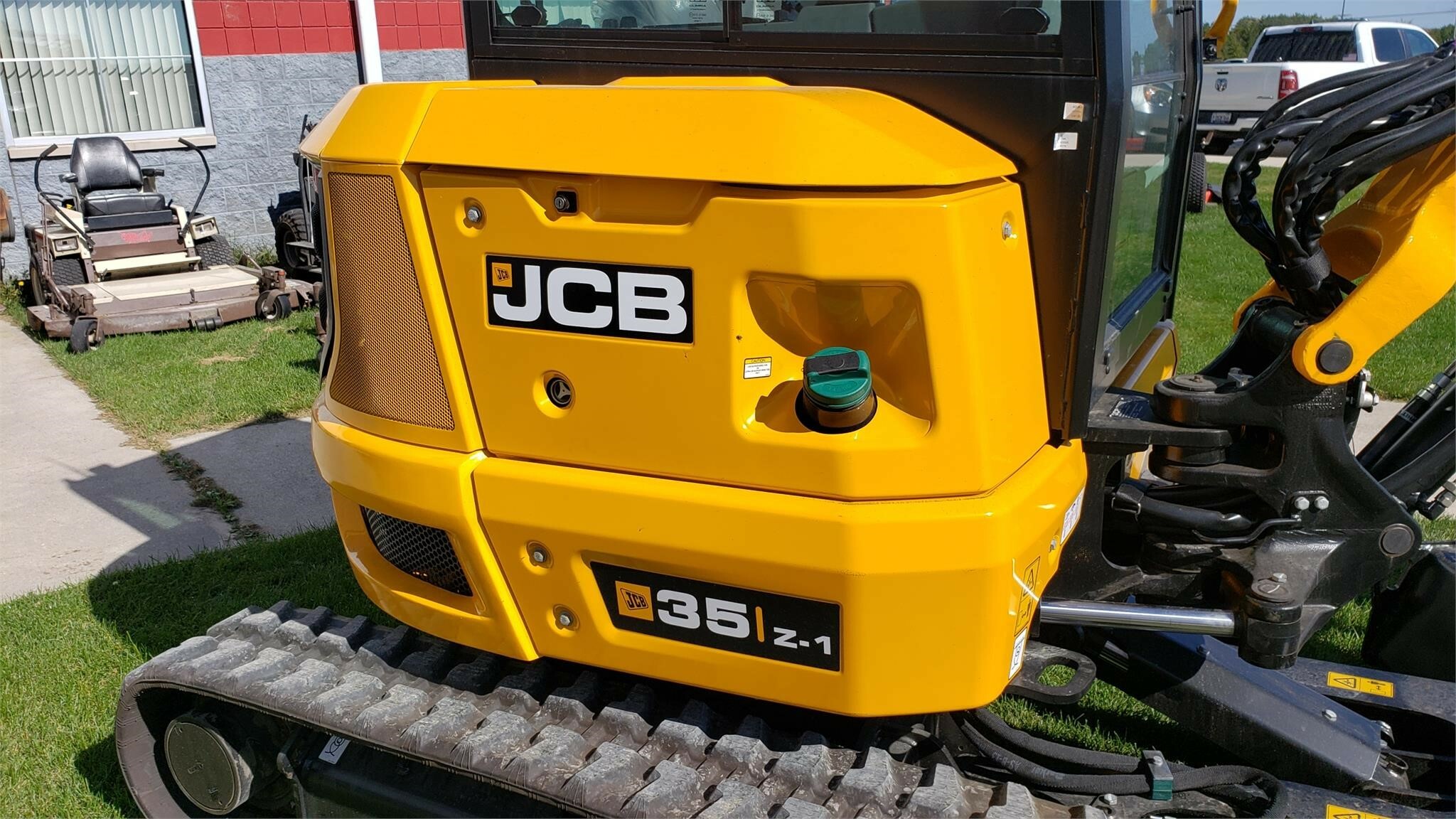 2022 JCB 35Z-1 Mini Excavator - $49,900 | Machinery Pete