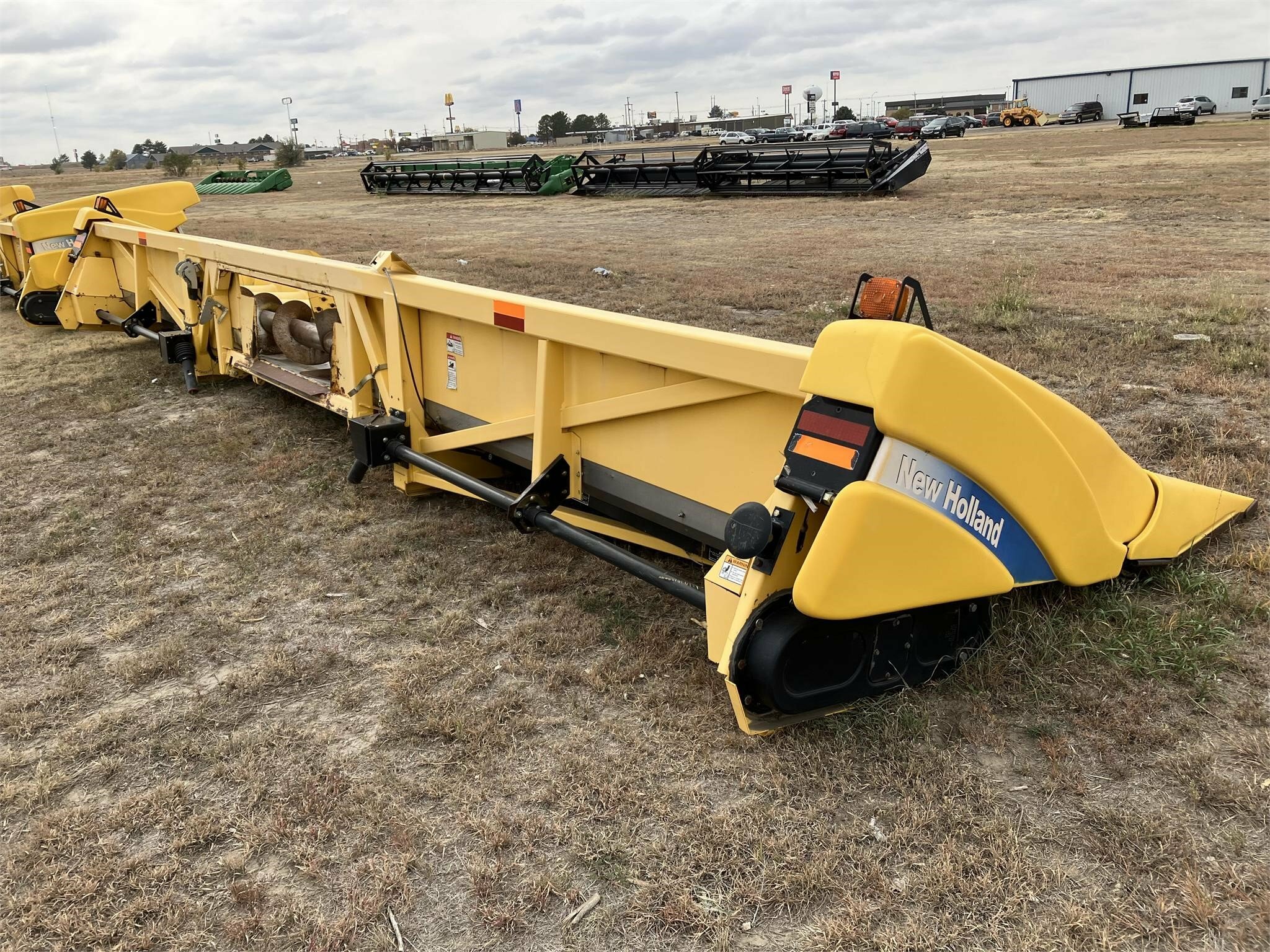 New Holland 98C Corn Head - $25,000 | Machinery Pete