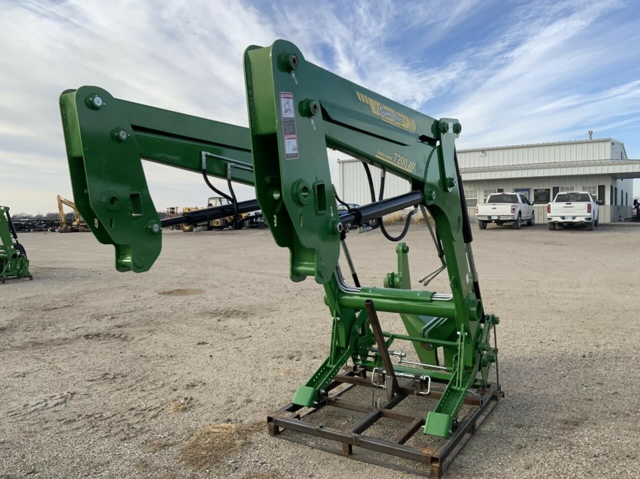 2023 SUPER STARS 7200 Front End Loader - $Call | Machinery Pete