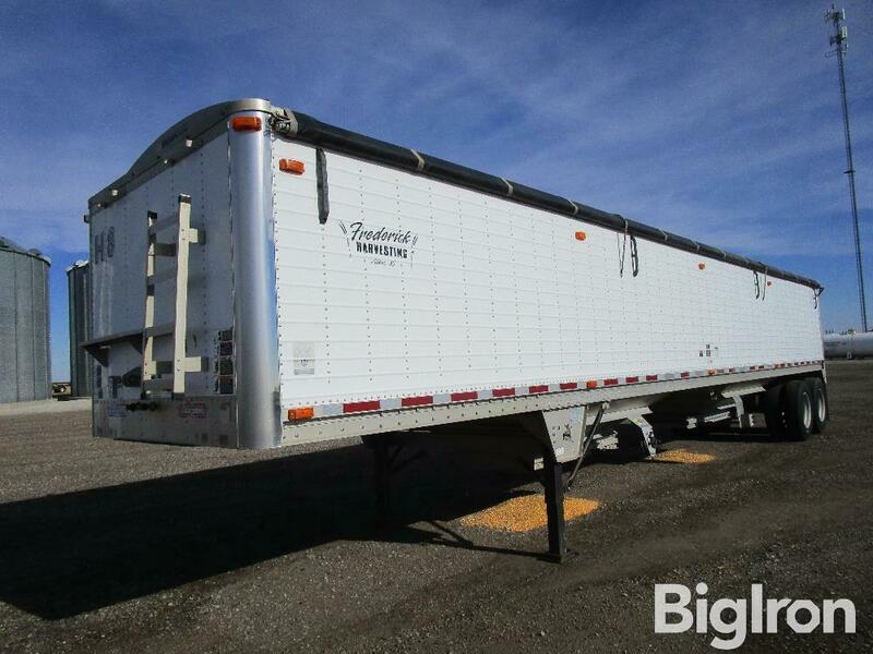 Used Wilson Grain Trailers for Sale - 11 Listings | Machinery Pete