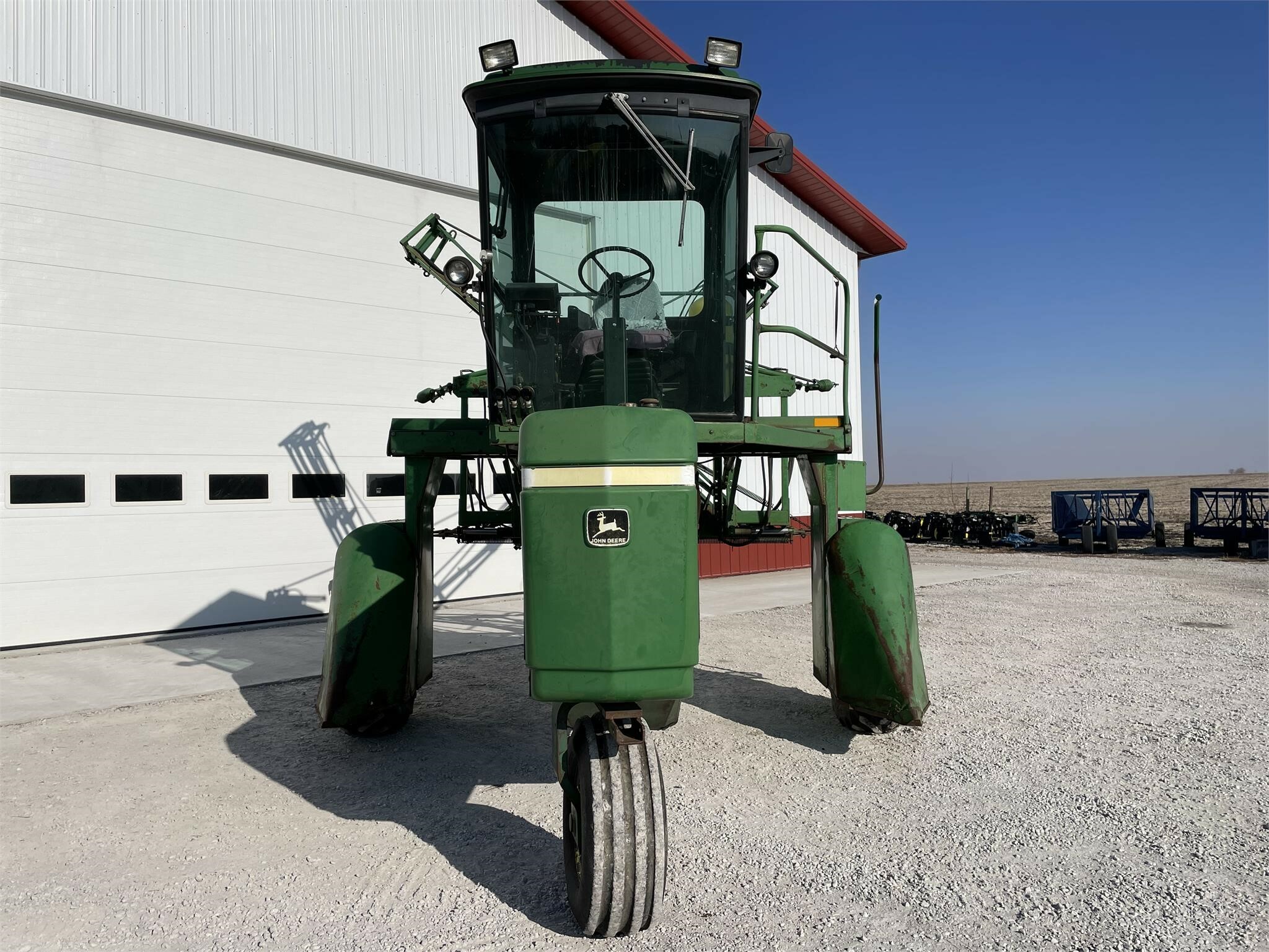 John Deere 6000 Self-Propelled Sprayer - $12,950 | Machinery Pete