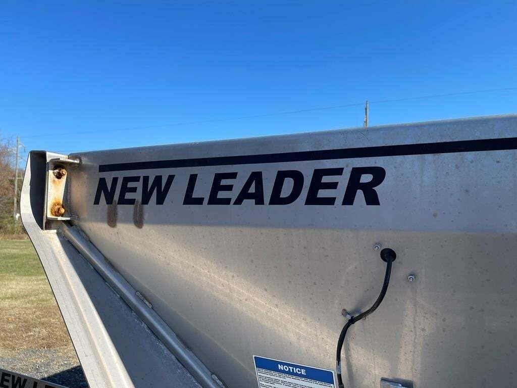 2016 New Leader NL200G4 Self-Propelled Fertilizer Spreader - $19,000 ...