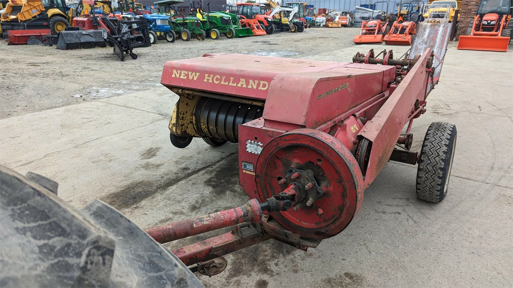 New Holland 268 Small Square Baler - $2,900 | Machinery Pete