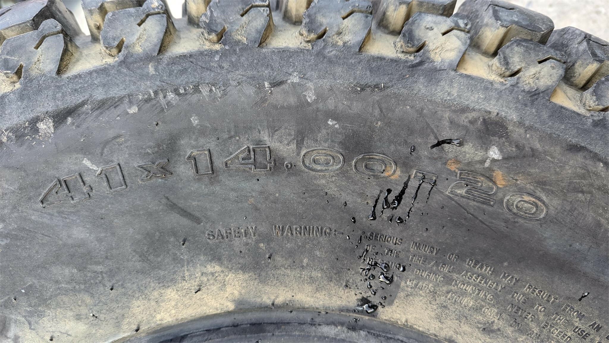 Galaxy 41x14.00-20NHS Wheels / Tires / Track - $500 | Machinery Pete