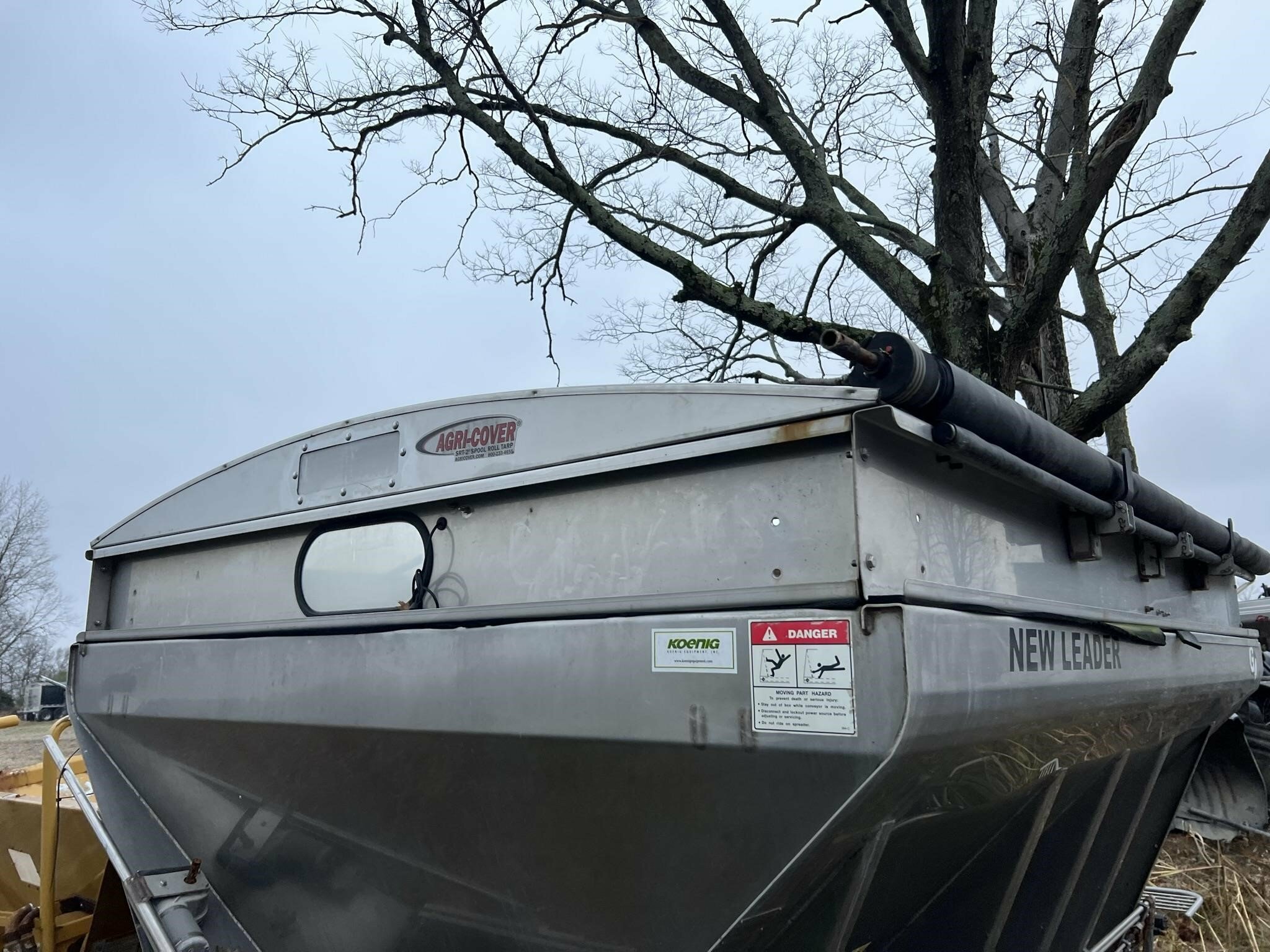 2014 New Leader NL200G4 Self-Propelled Fertilizer Spreader - $23,000 ...