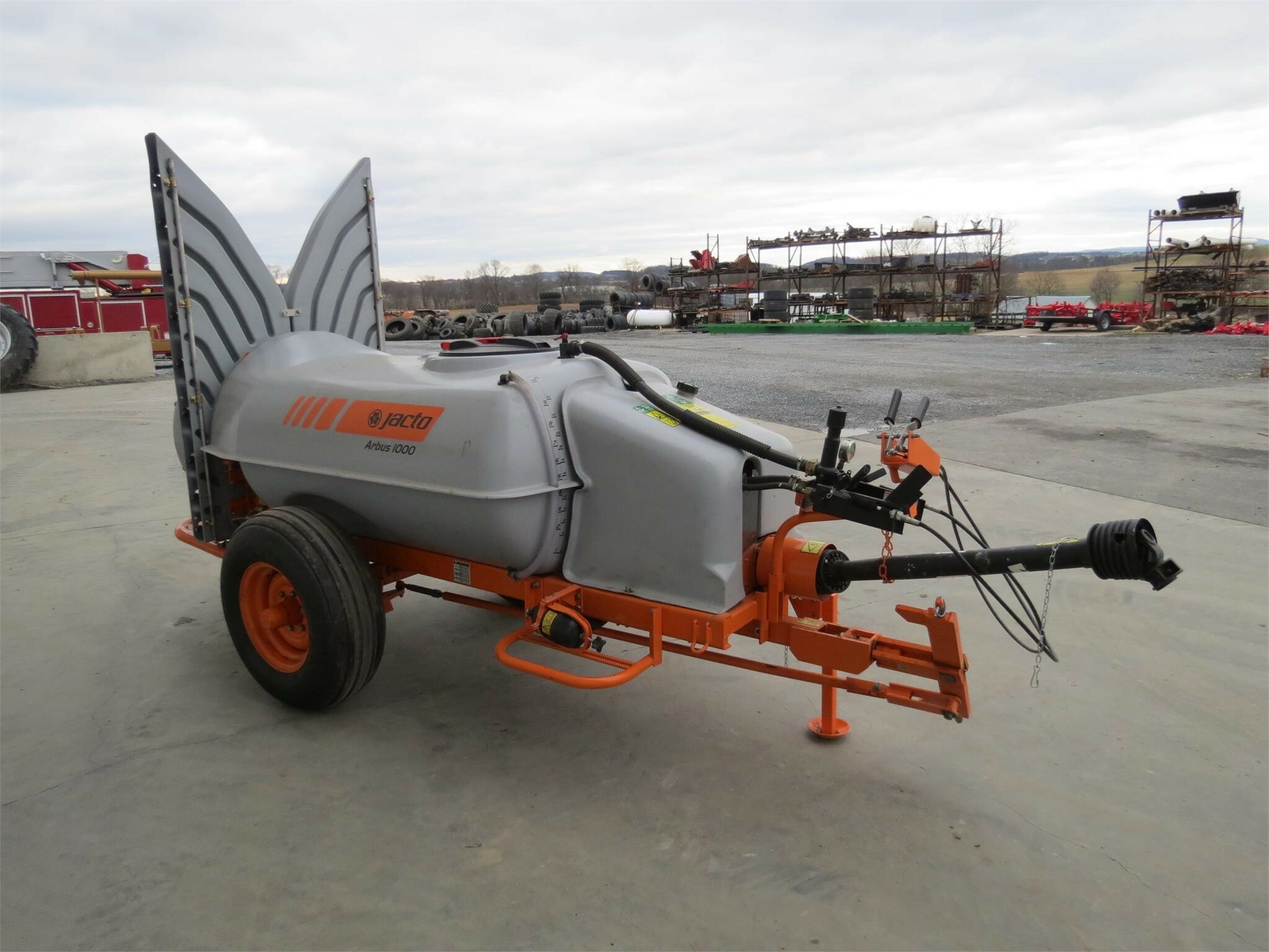 2025 Jacto Arbus 1000 Pull-Type Sprayer - $24,600 | Machinery Pete