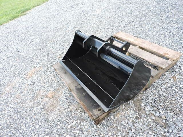 ATTACHMENTS PLUS 42" CLEAN UP BUCKET Backhoe and Excavator Attachment ...