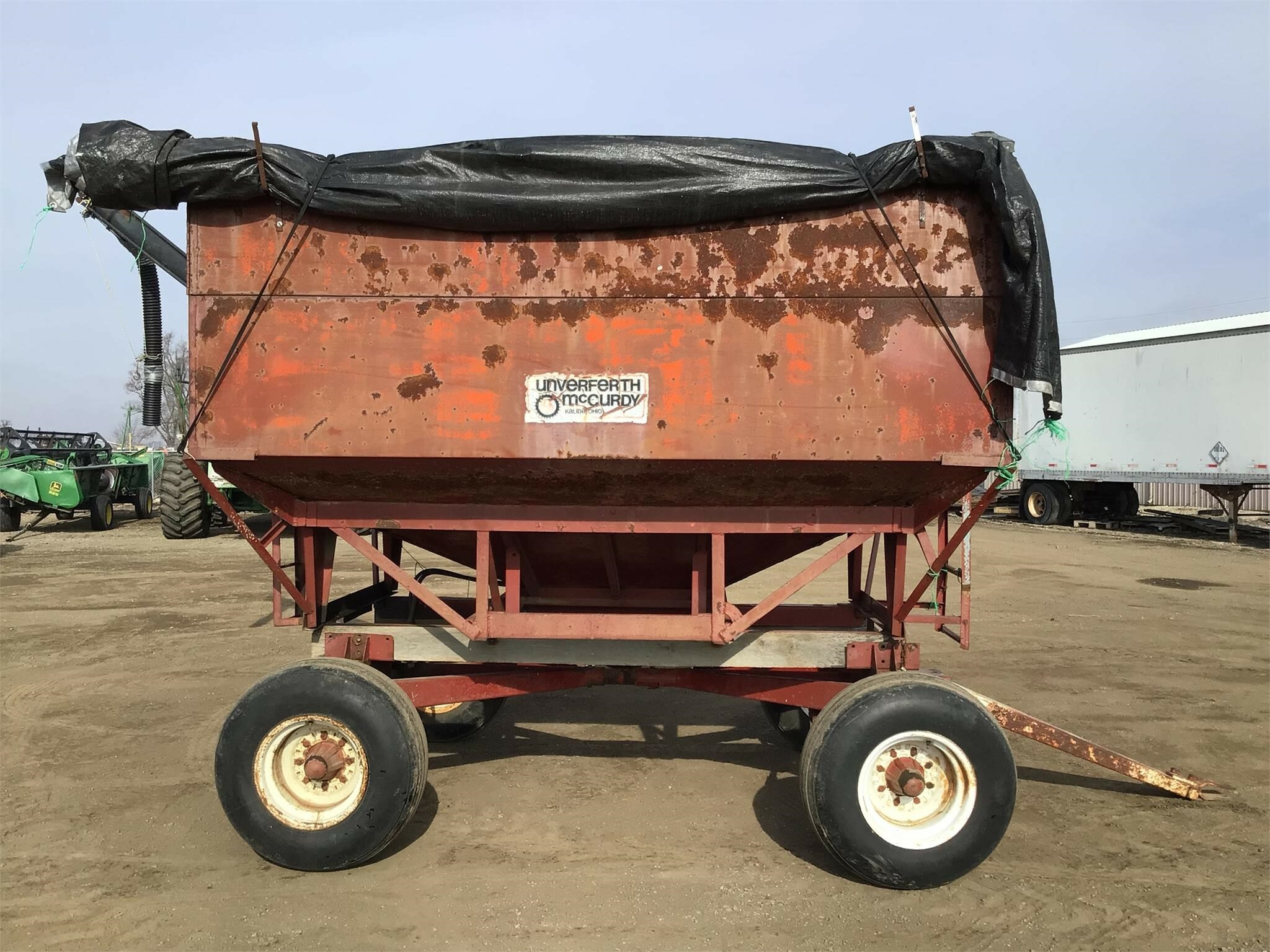 Unverferth McCurdy 325 Gravity Wagon - $1,500 | Machinery Pete