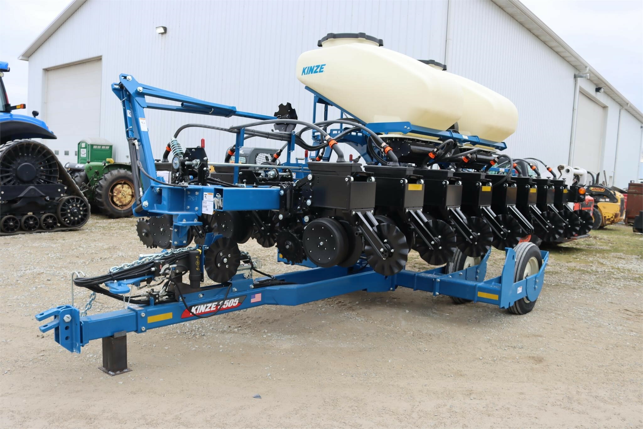 Kinze 3505 Planter - $118,686 | Machinery Pete