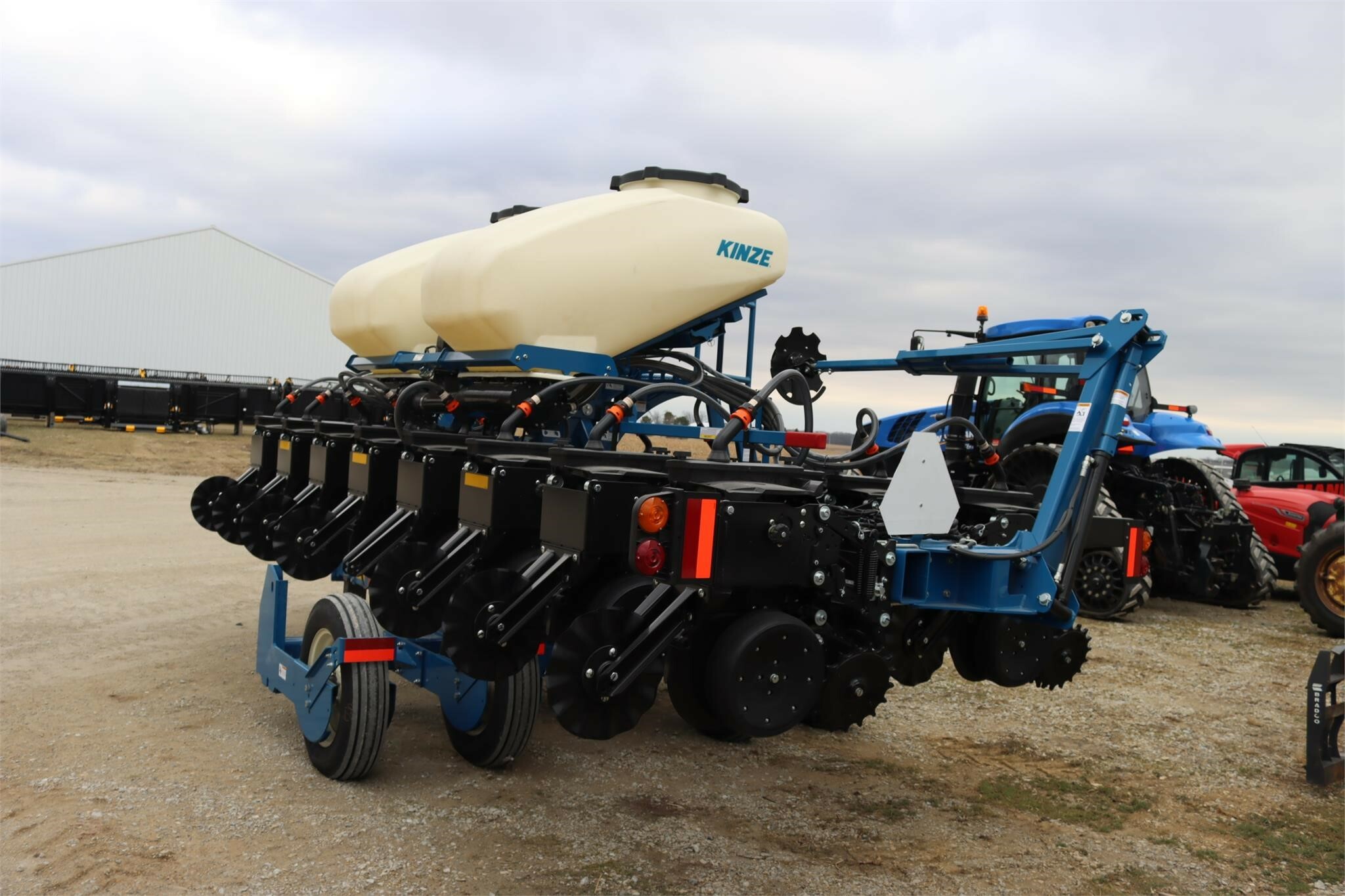 Kinze 3505 Planter - $118,686 | Machinery Pete