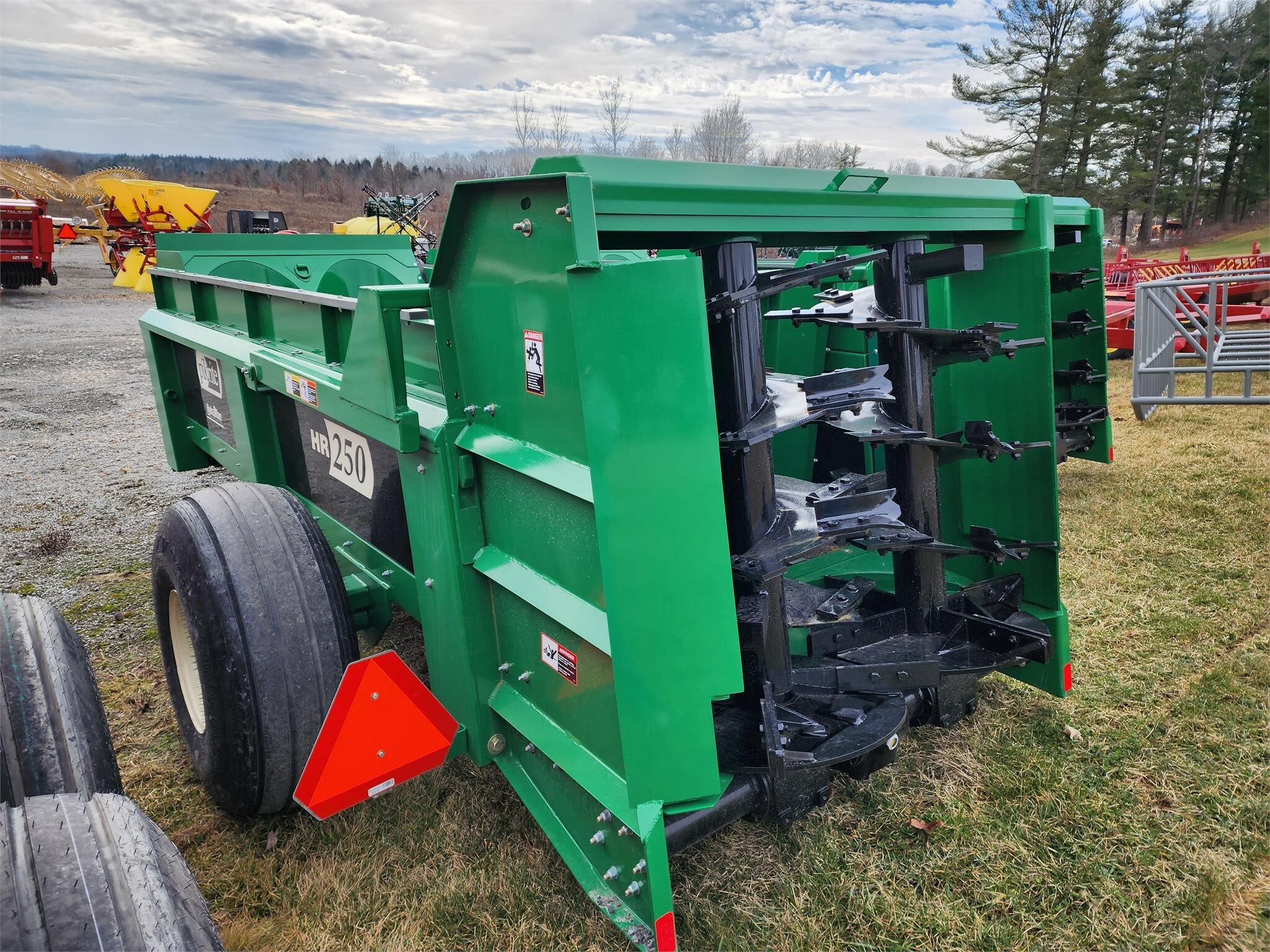 2023 Pik Rite HYDRA-RAM HR250 Manure Spreader - $Call | Machinery Pete