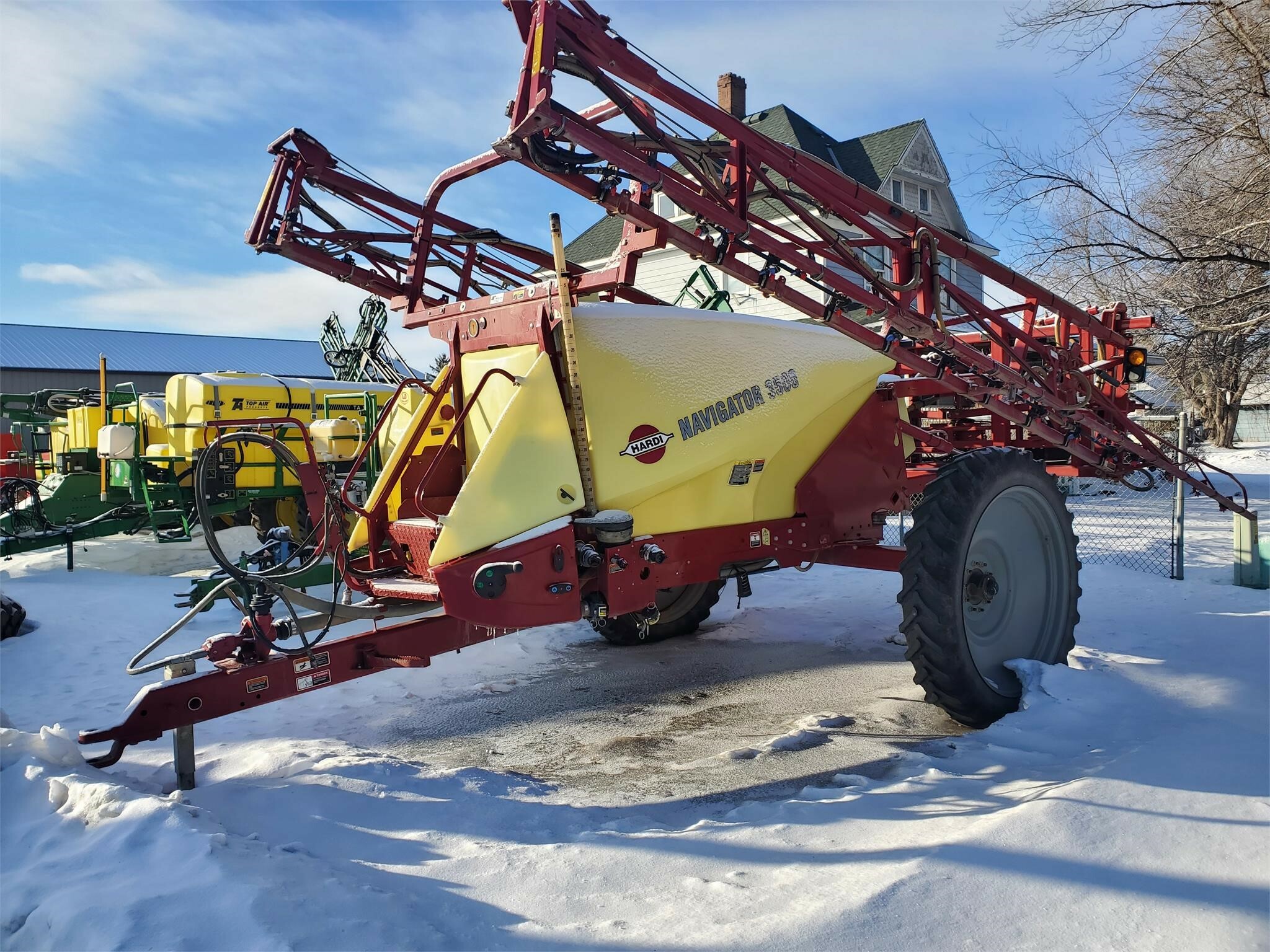 Hardi Navigator 3500 Pull-Type Sprayer - $Call | Machinery Pete
