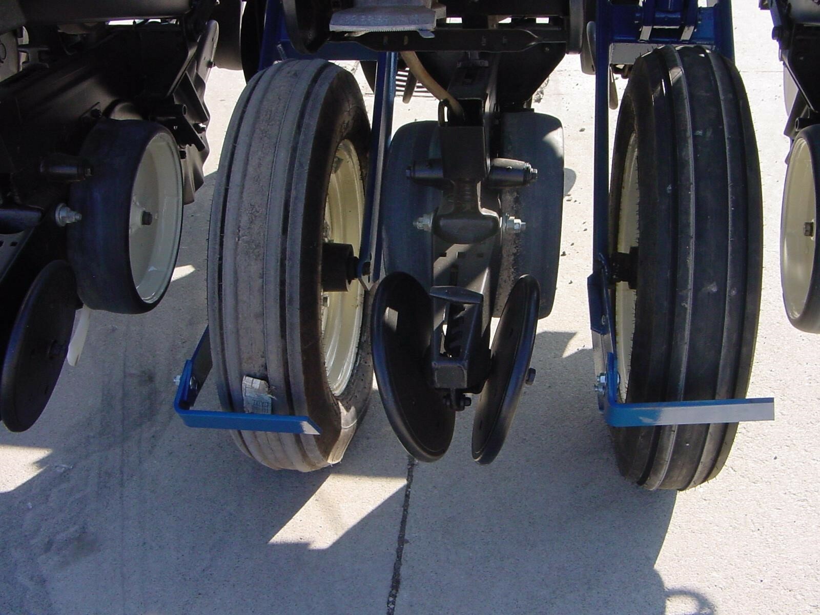 1997 Kinze 3000 Planter - $37,500 | Machinery Pete
