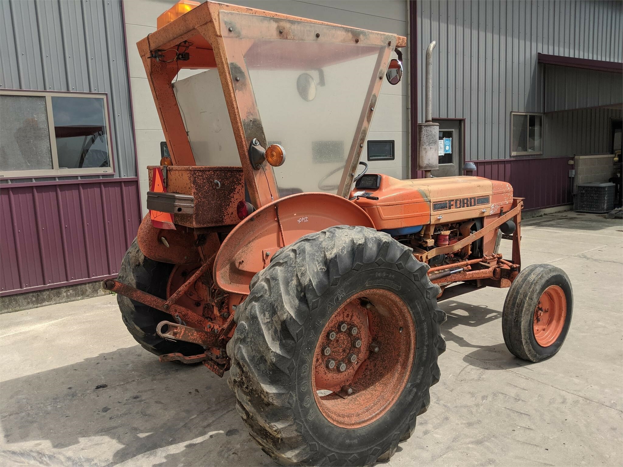 1983 Ford 3910 Tractor - $6,950 | Machinery Pete