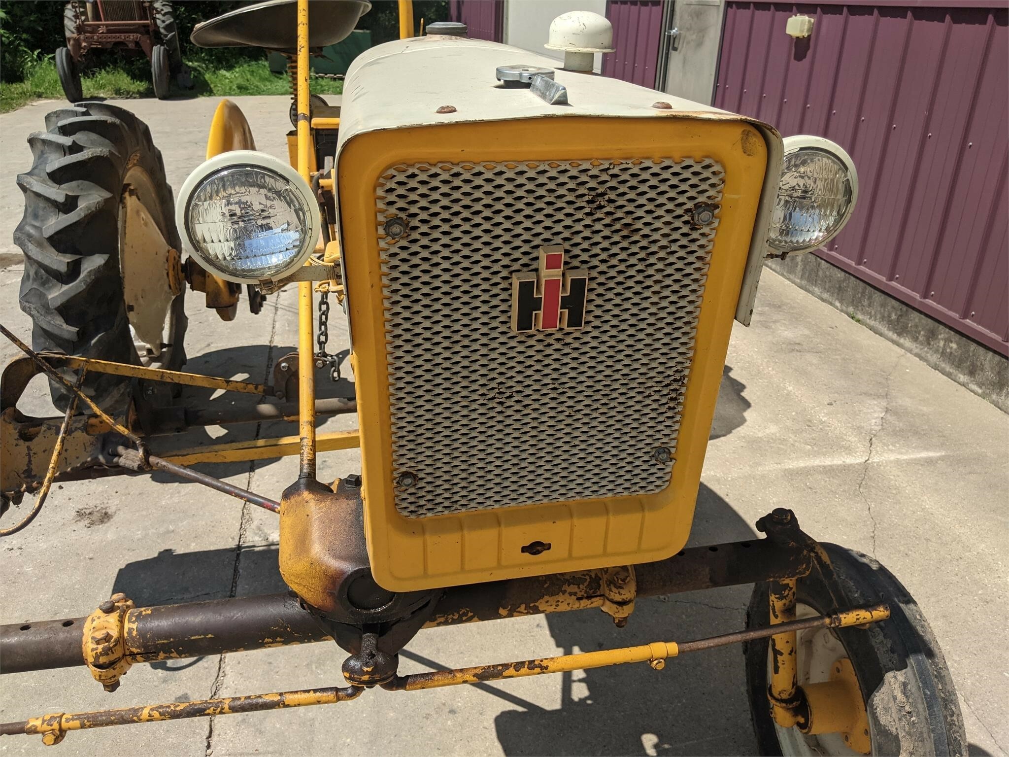 1975 International Harvester Cub Tractor - $5,950 | Machinery Pete